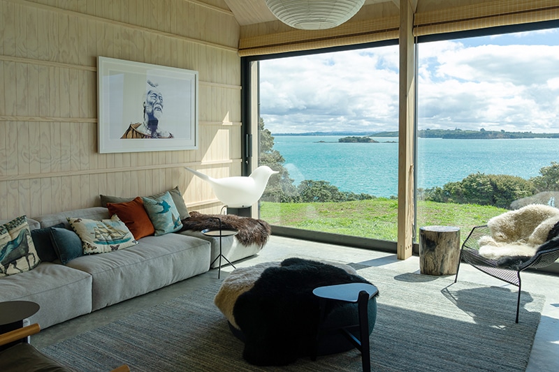 Tomik | Architechtural Builders